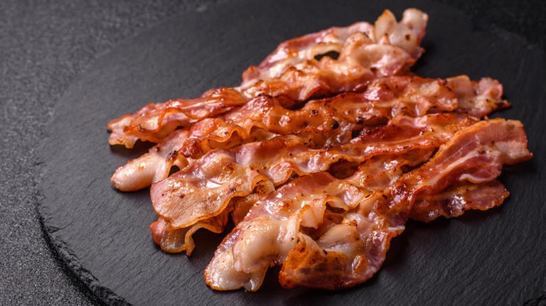 The Unique Kitchen Tool You Need For Extra Crispy Bacon