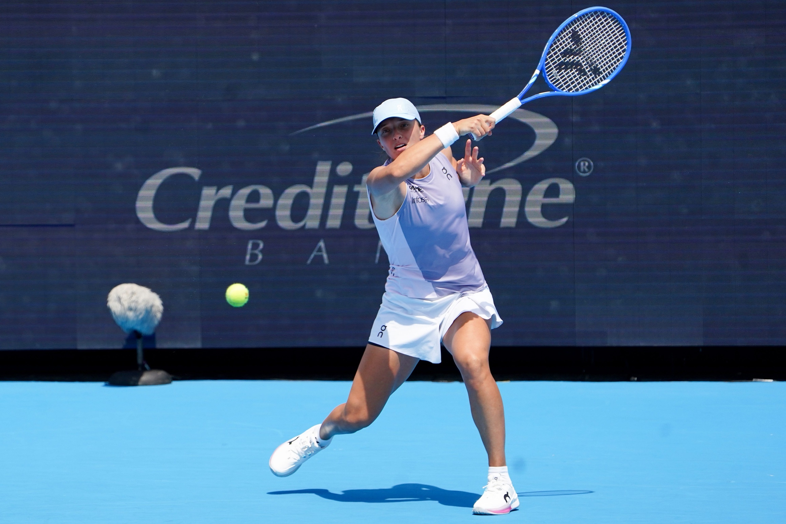 Watch: Iga Swiatek asks cameraman not to shoot her for one reason after ...