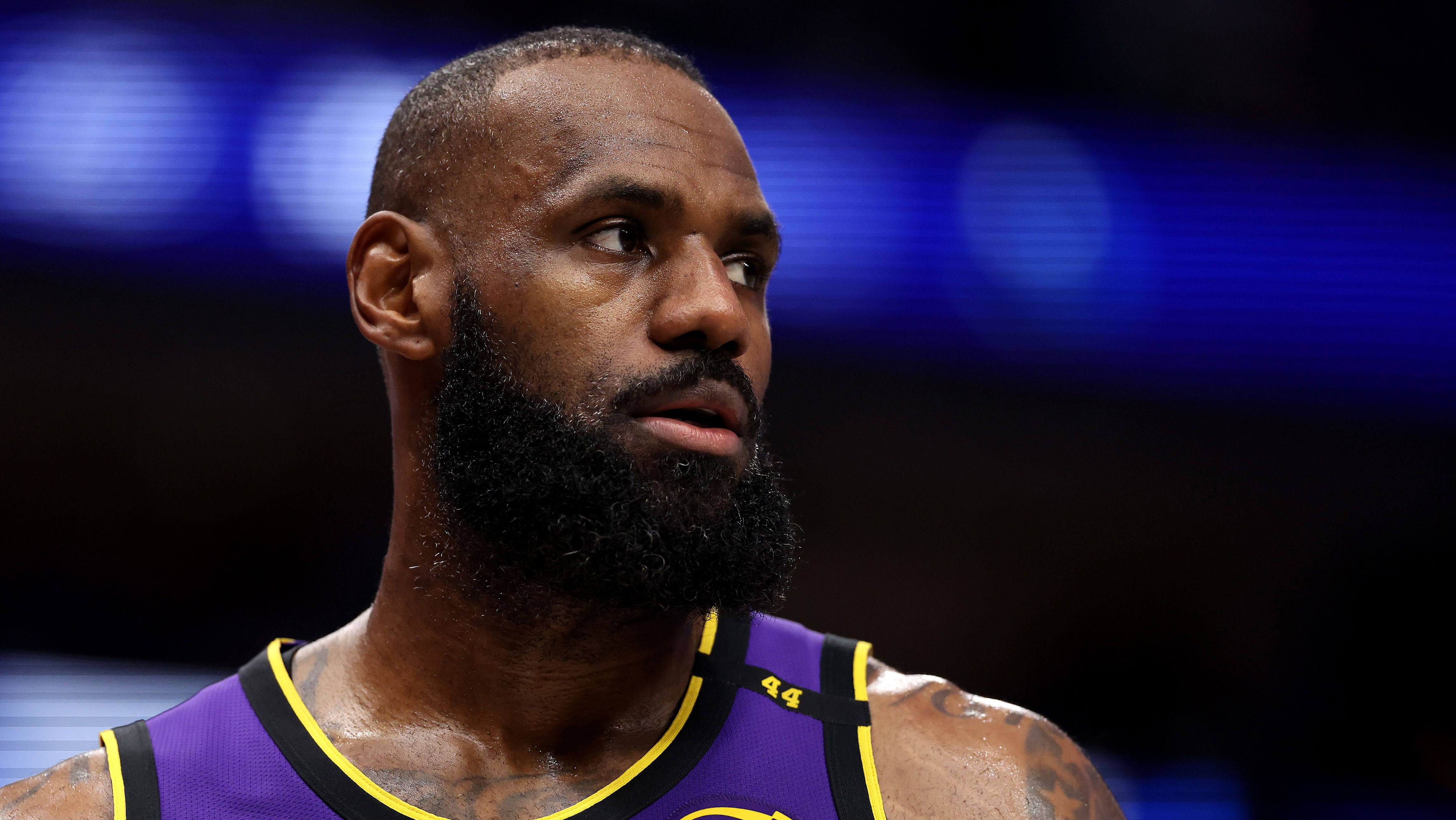 Lakers Urged To Trade ‘Ring-Chasing’ LeBron James By Deadline