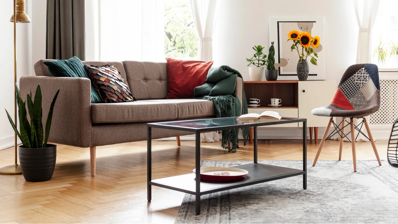 Floor-to-ceiling decor tips for impactful beauty