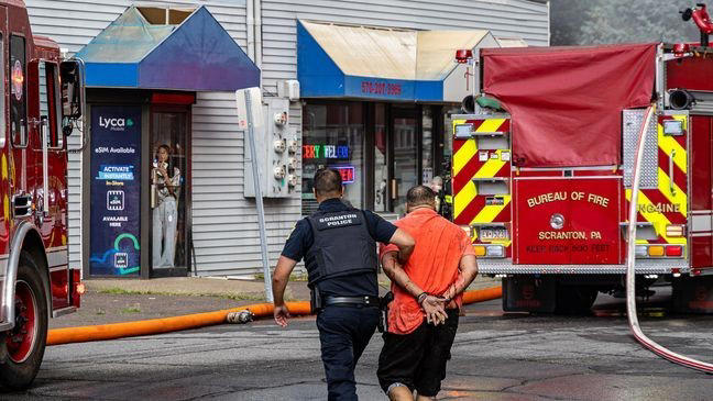 Scranton fire displaces residents, injures three firefighters