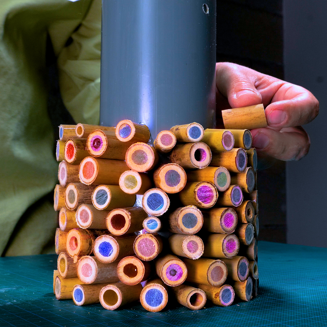 Einzigartiger Getränkehalter aus Bambus und Epoxid, ist das nicht cool?