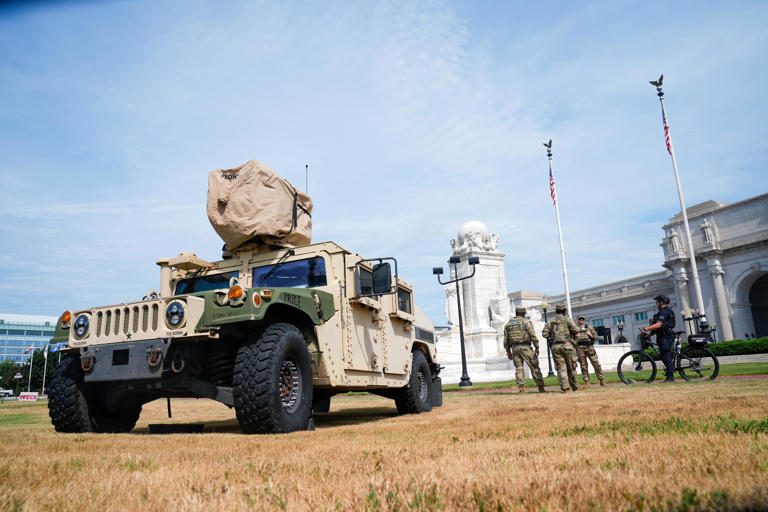 SC Gov. McMaster deploys National Guard to 'restore law and order' to ...