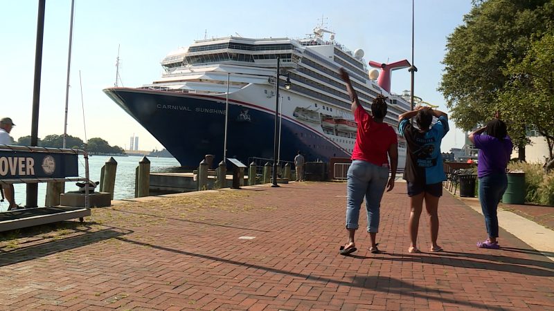 Cruise ships make detours to avoid Hurricane Erin