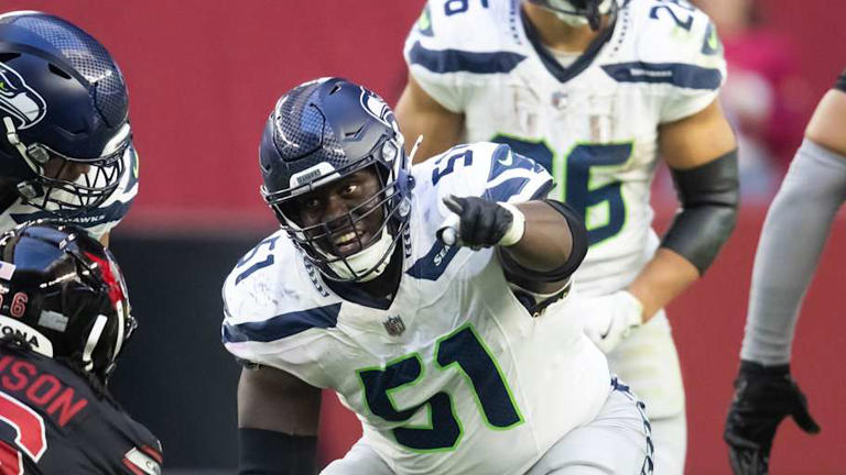 Insider sees potential big change to the Seahawks’ starting offensive line