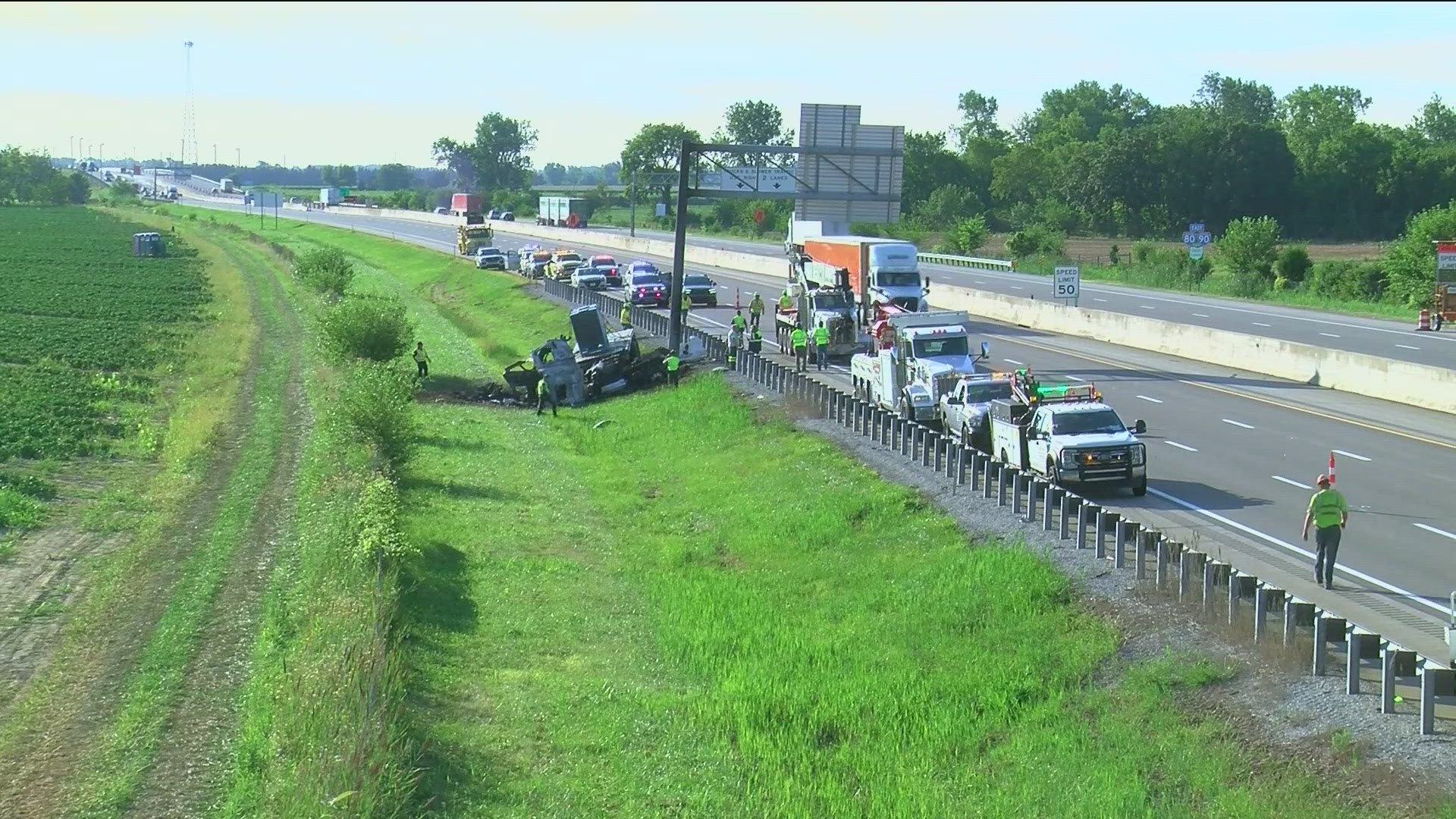 4 killed in two-vehicle crash on Ohio Turnpike in Sandusky County