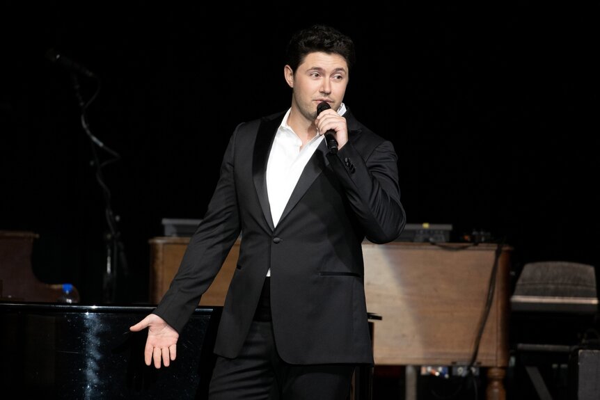 AGT's Daniel Emmet Redefines Belting on His Breathtaking "Hallelujah" Cover