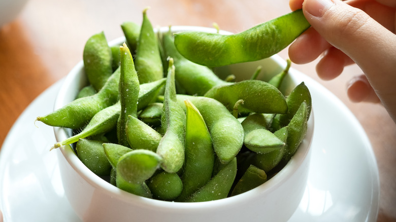 16 Tips You Need When Cooking With Edamame