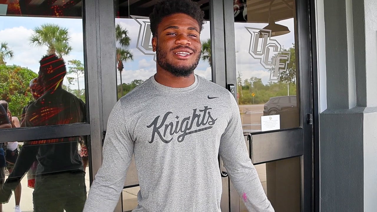 UCF freshman RB Taevion “Chick” Swint sidelined after knee surgery
