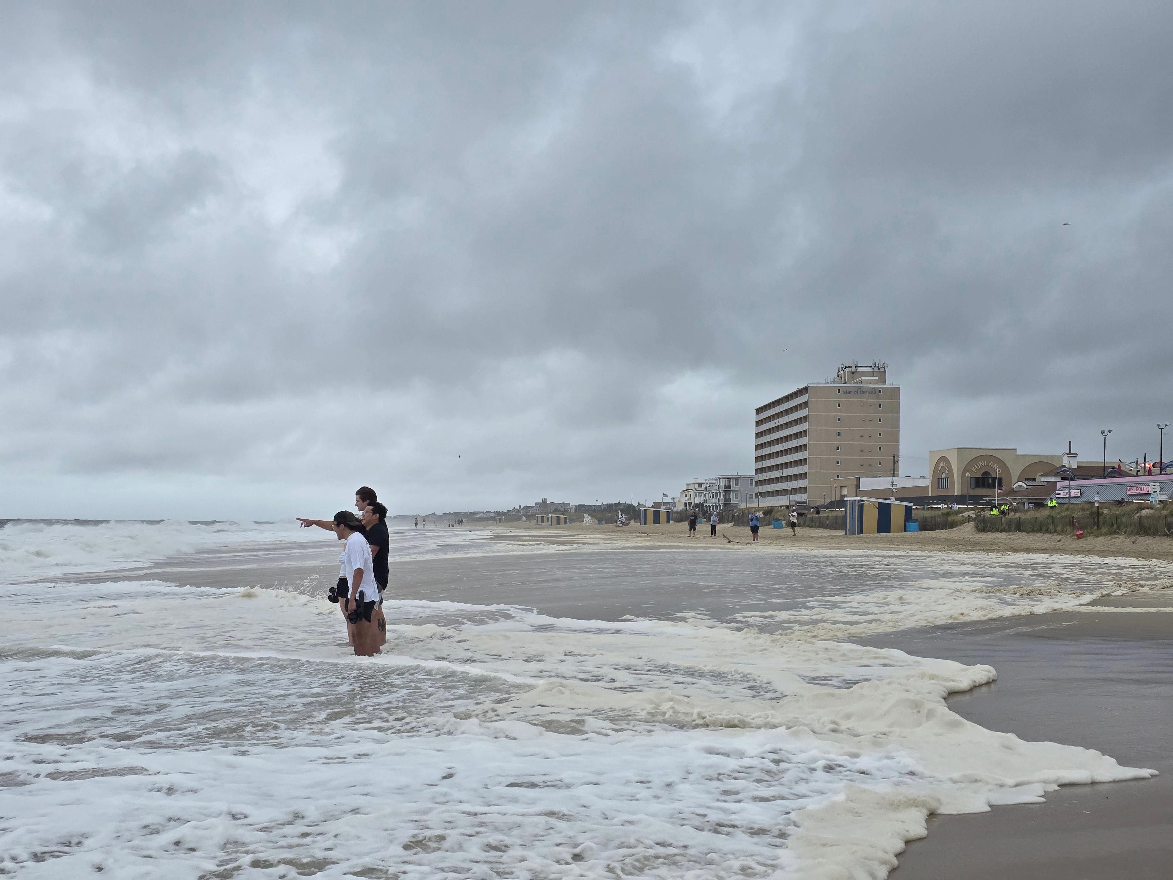 Dewey closes ocean access, Rehoboth prohibits swimming ahead of ...
