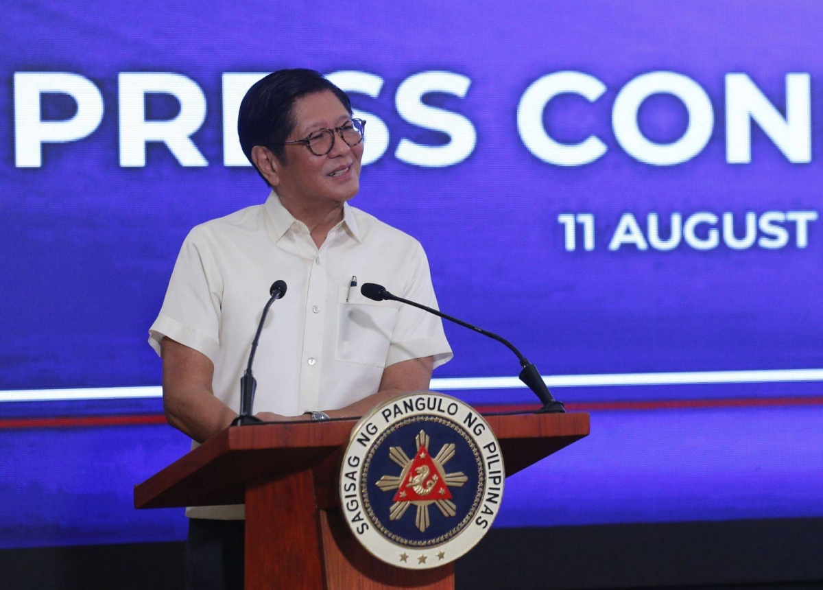 Marcos inspects P100-M irrigation project in Leyte