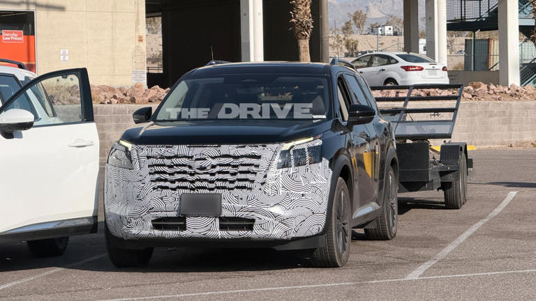 This Is Our First Glimpse of the 2026 Nissan Pathfinder