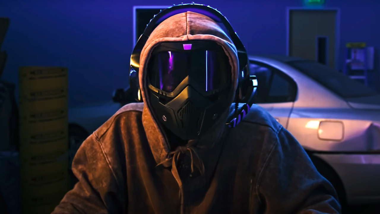 Masked GIRL STREAMER Is Secretly GAMING LEGEND | Dhar Mann Studios