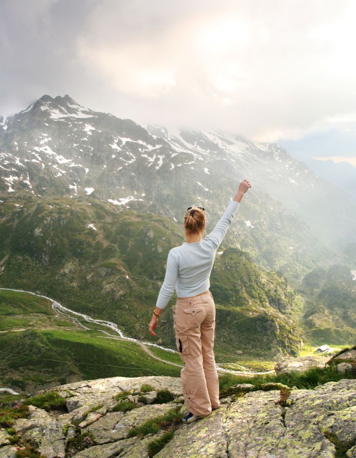 Solo Female Travel Tips: How to Stay Safe on the Road