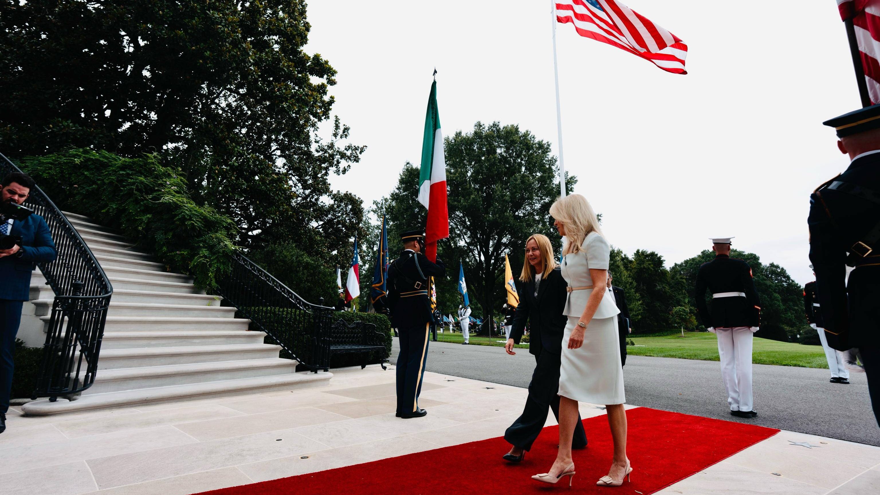 Ursula von der Leyen, Monica Crowley i Giorgia Meloni w Białym Domu [ZDJĘCIA]