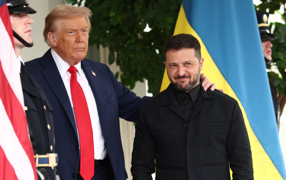 Zelensky shows up to White House in all-black suit - but no tie - after ...