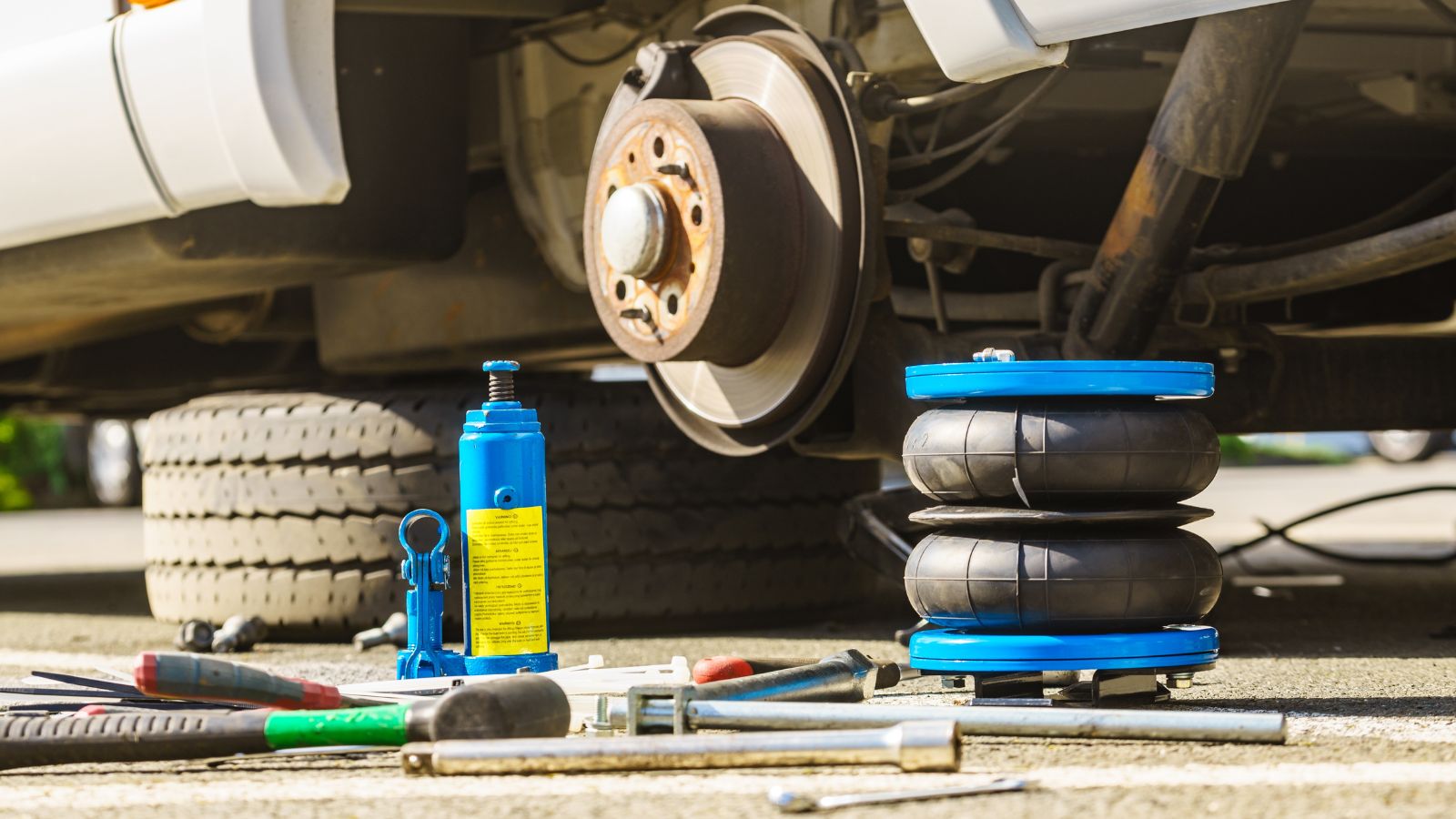 10 Car Parts Too Risky to Replace Yourself — and 10 That Are Totally ...