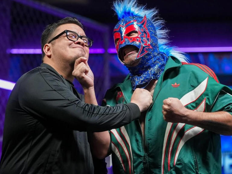 'Escorpión Dorado' se golpea solo y genera memes en pelea con Franco ...