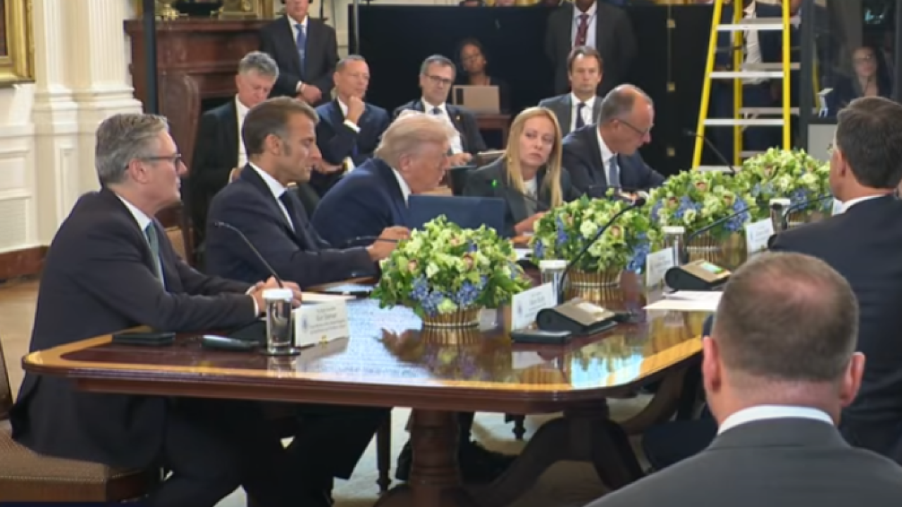 Βίντεο από τον Λευκό Οίκο: Ο Ζελένσκι και οι Ευρωπαίοι ηγέτες στην ...