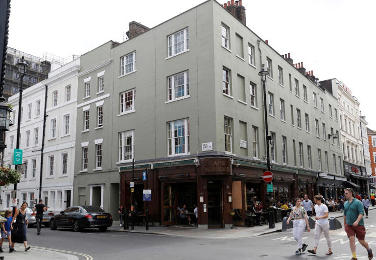 Soho House — members-only club that attracts A-listers — to go private ...