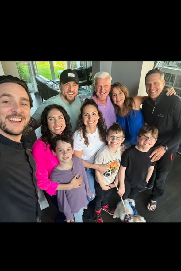 Fan-Favorite Golden couple hard launches relationship after Bachelor in ...