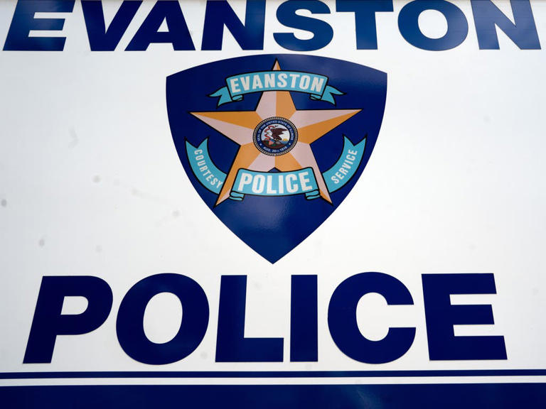 2 Guns, 28 Grams Of Crack Cocaine Seized In Evanston Arrest
