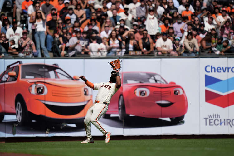 SF Giants player bashes fans for being 'against us' after historic ...