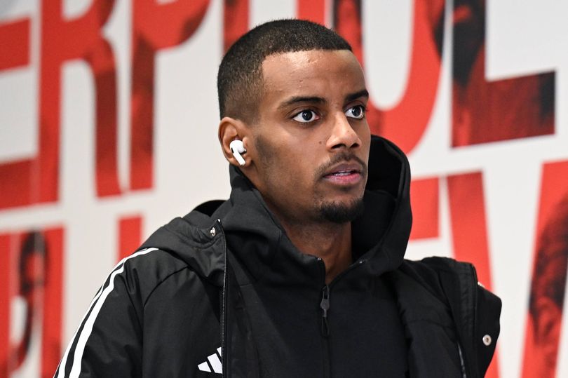 Liverpool's potential transfers this week include Alexander Isak and Marc Guehi