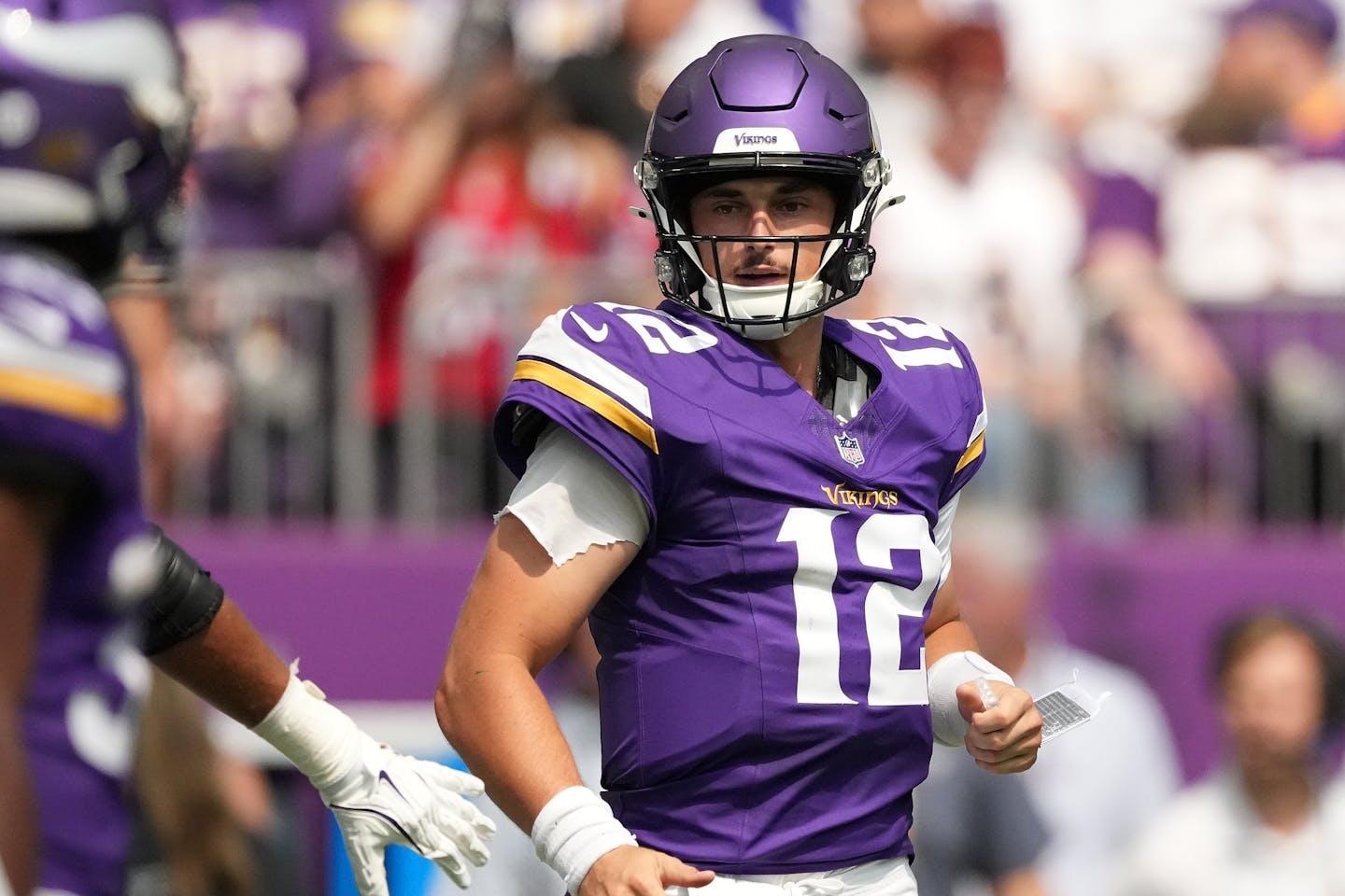 RandBall: Max Brosmer shows again how much Minnesota fans love a local ...