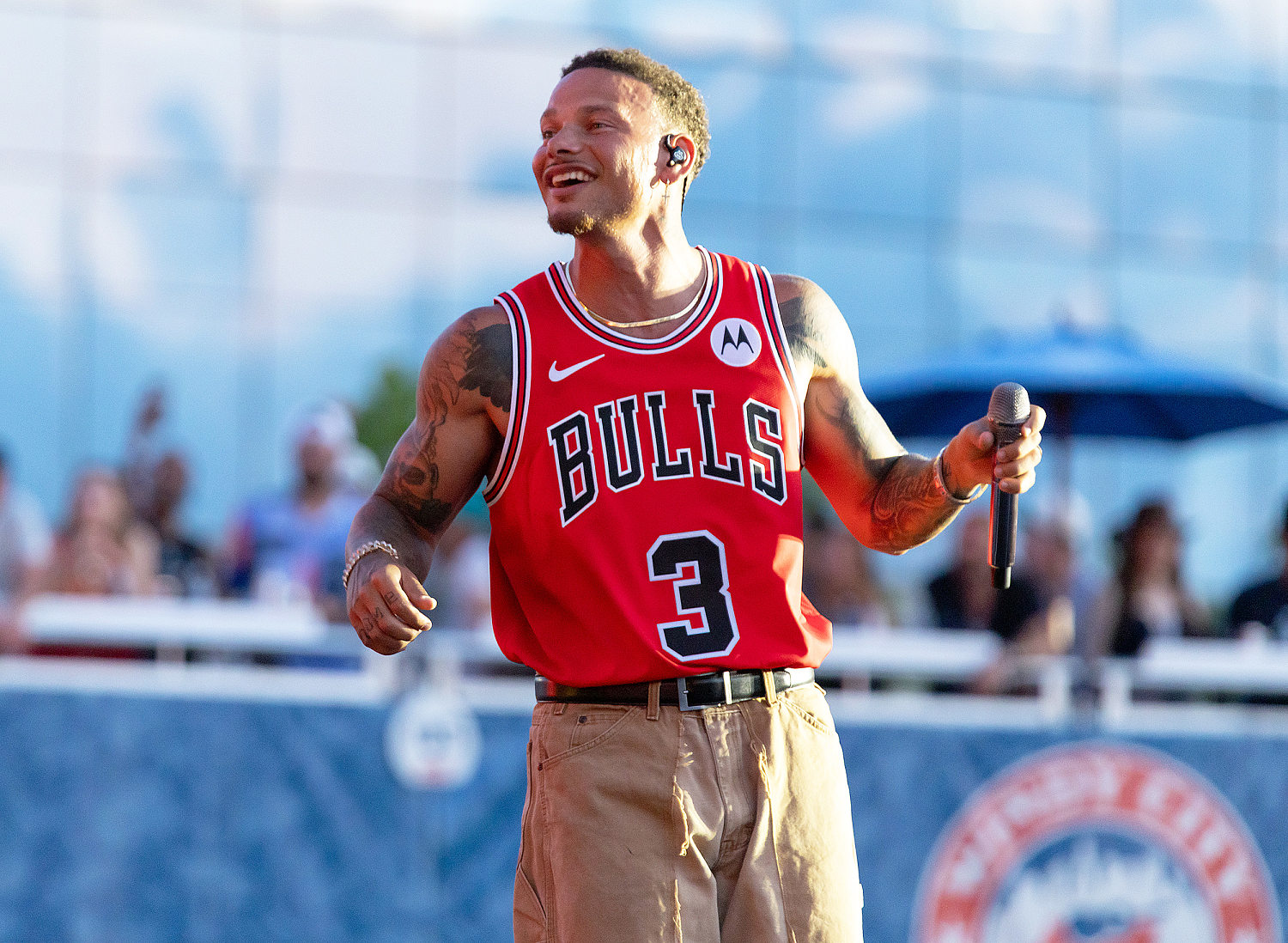 Kane Brown Shows Off Remarkable Body Transformation with Side-by-Side Pics