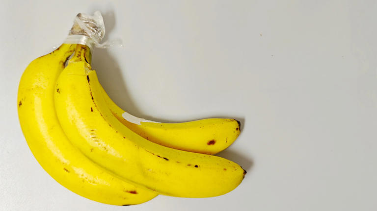 Why Banana Stems Are Sometimes Wrapped In Plastic At The Grocery Store
