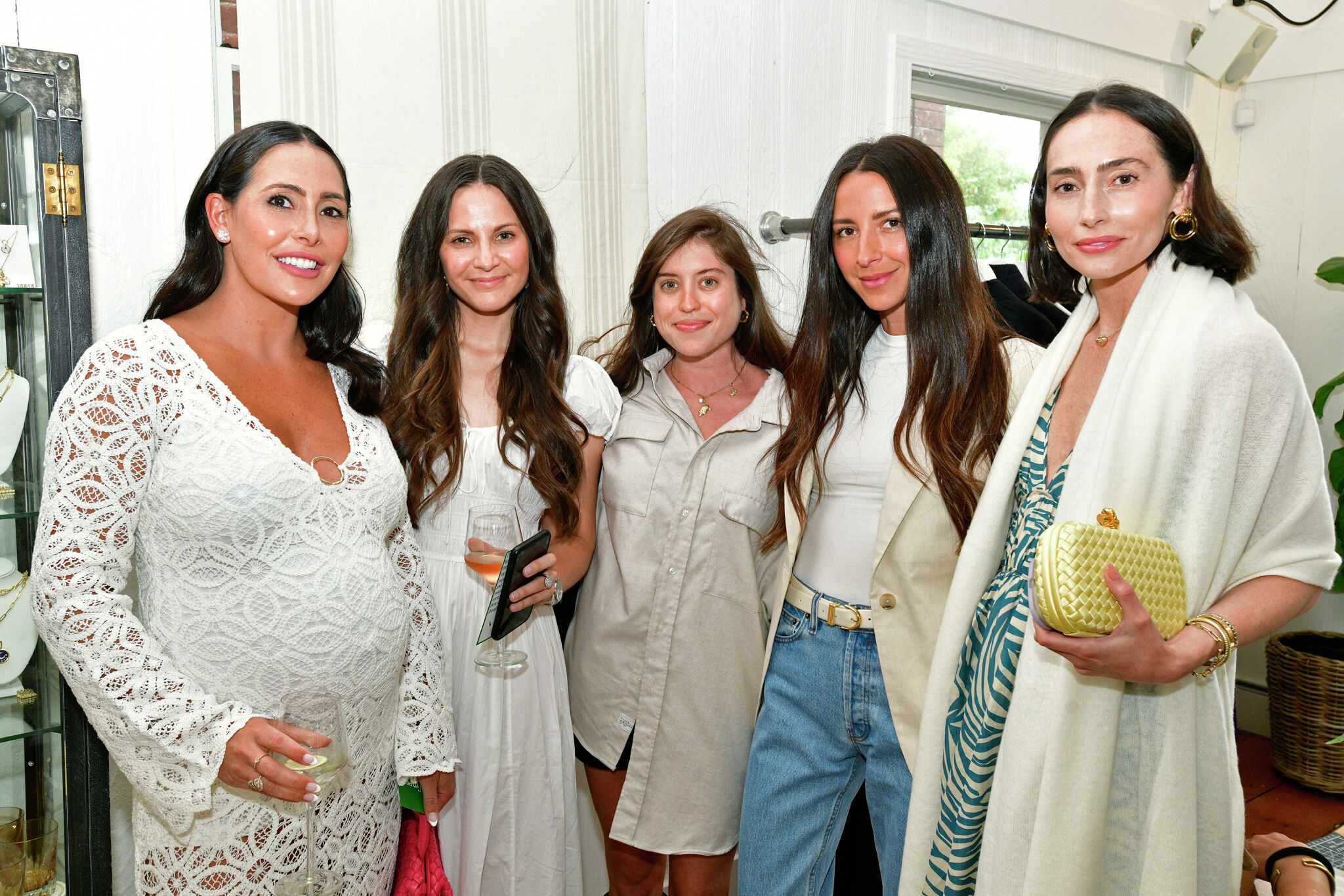 Influencer and fashion brand founder Tara Moni purchases CT house for ...