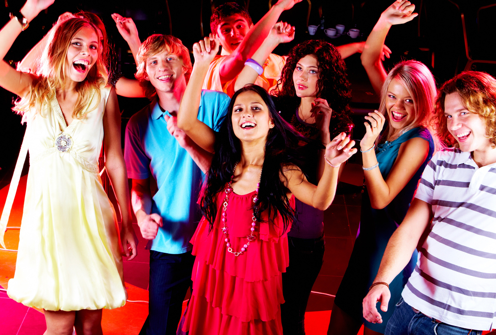 16 Songs that Ruled Every School Dance