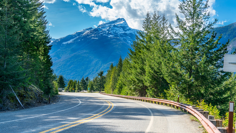 Between Spokane And Vancouver Is Washington's Scenic Getaway With ...
