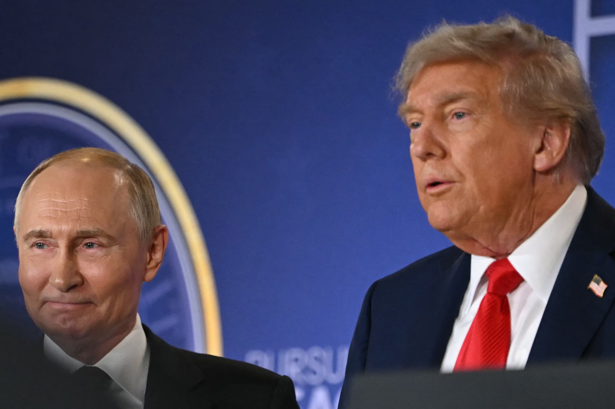 Guerre en Ukraine: Donald Trump interrompt la réunion avec les leaders ...