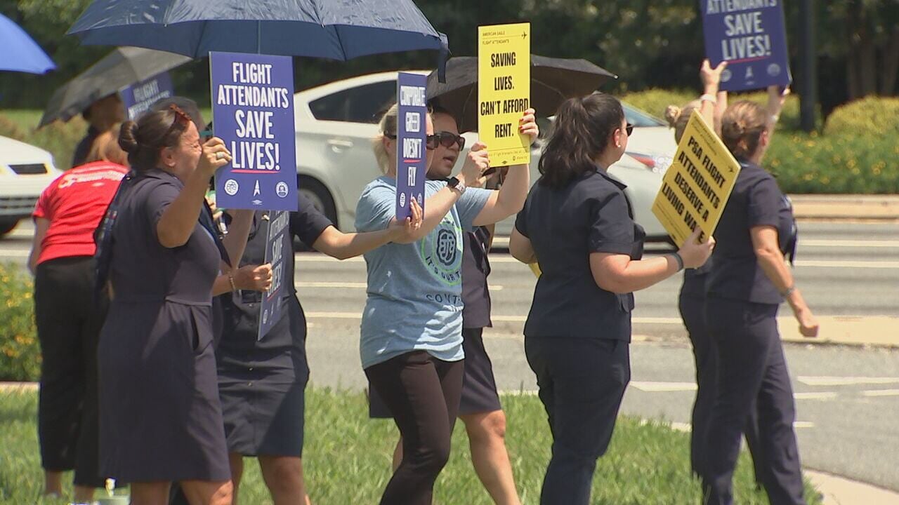 PSA workers protest for higher wages at Charlotte Douglas