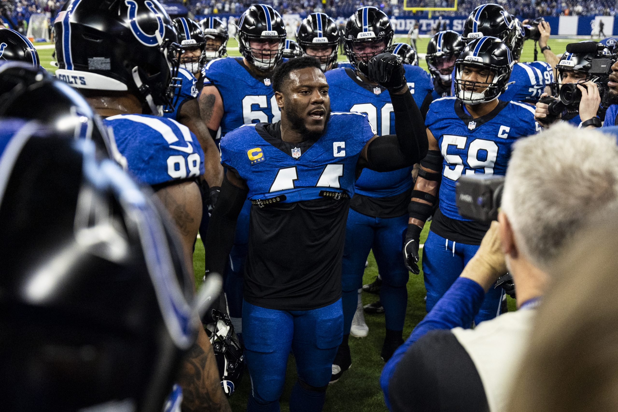 2025 Best NFL Linebackers: Fred Warner, Roquan Smith Lead Top 10 Rankings