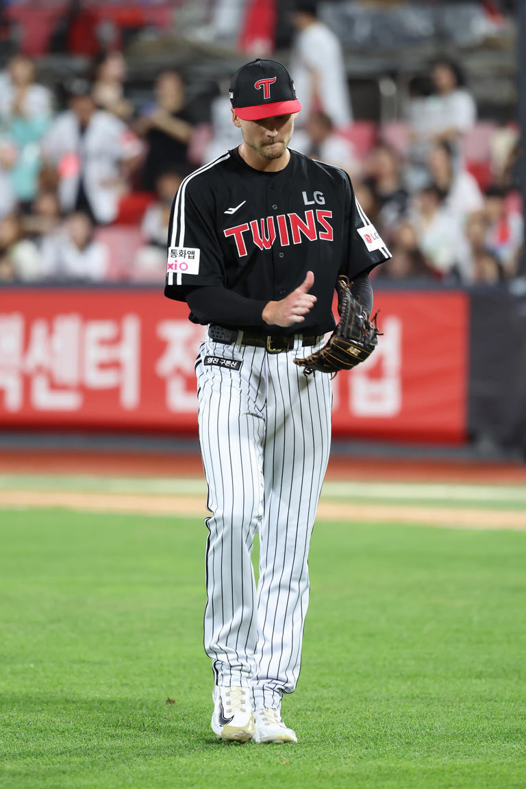 ‘MLB 등판 0, KBO리그 환상 데뷔전’ LG 톨허스트 VS ‘MLB 144선발, KBO리그 데뷔전 폭망’ 롯데 벨라스케즈…많은 게 달린 19일 선발 맞대결