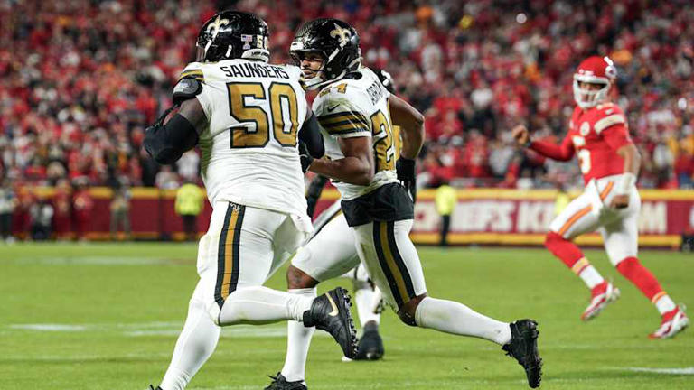 Khalen Saunders Sends Emotional Message To Saints Fans