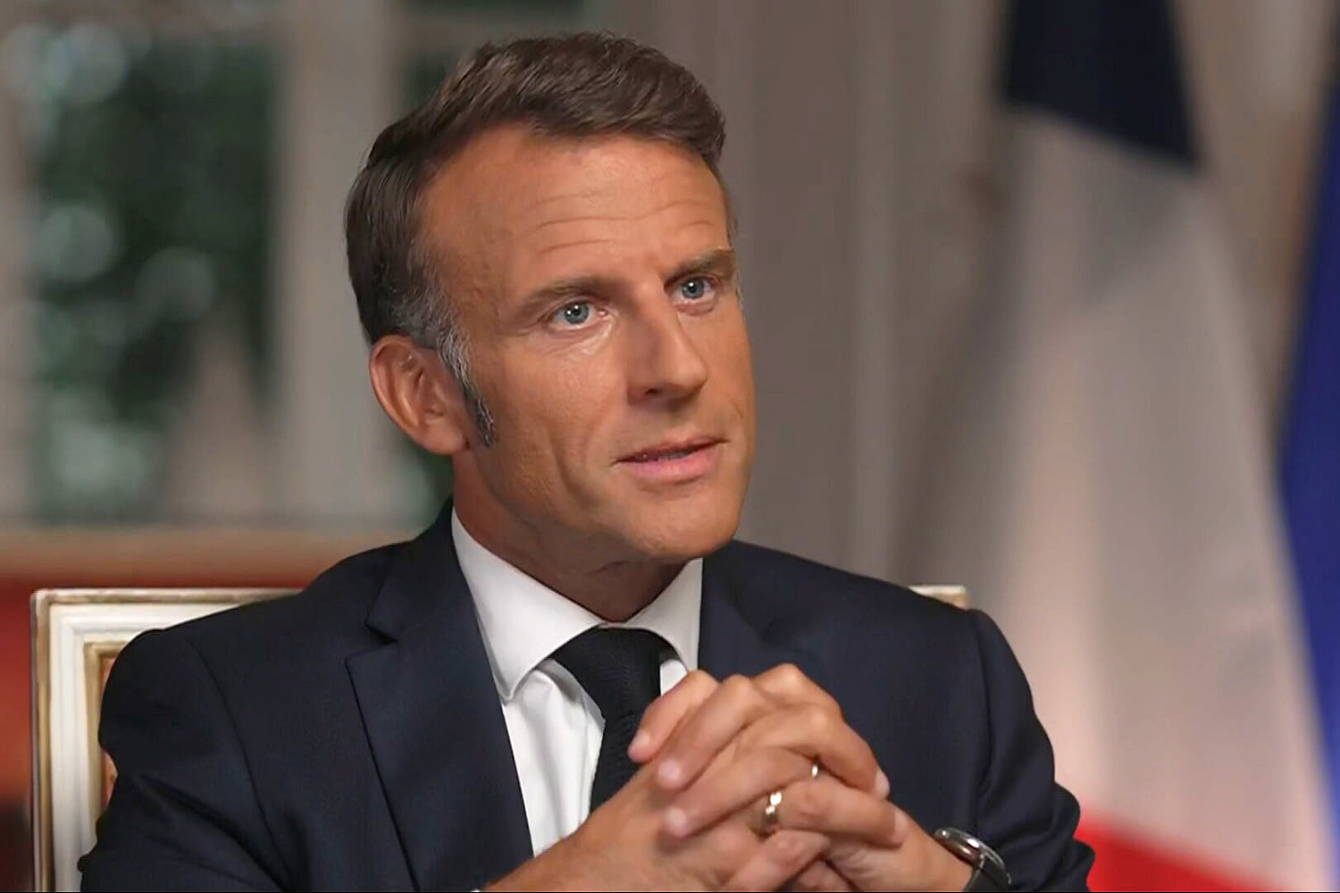 French President Emmanuel Macron says he doesn't believe Putin is 'very ...