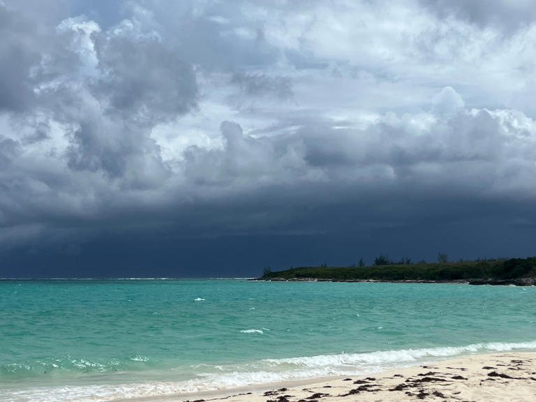 Photos, videos show Hurricane Erin from beach in Bahamas: See them here