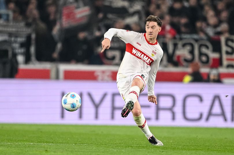 Manchester United have a £34million Carlos Baleba alternative Real ...