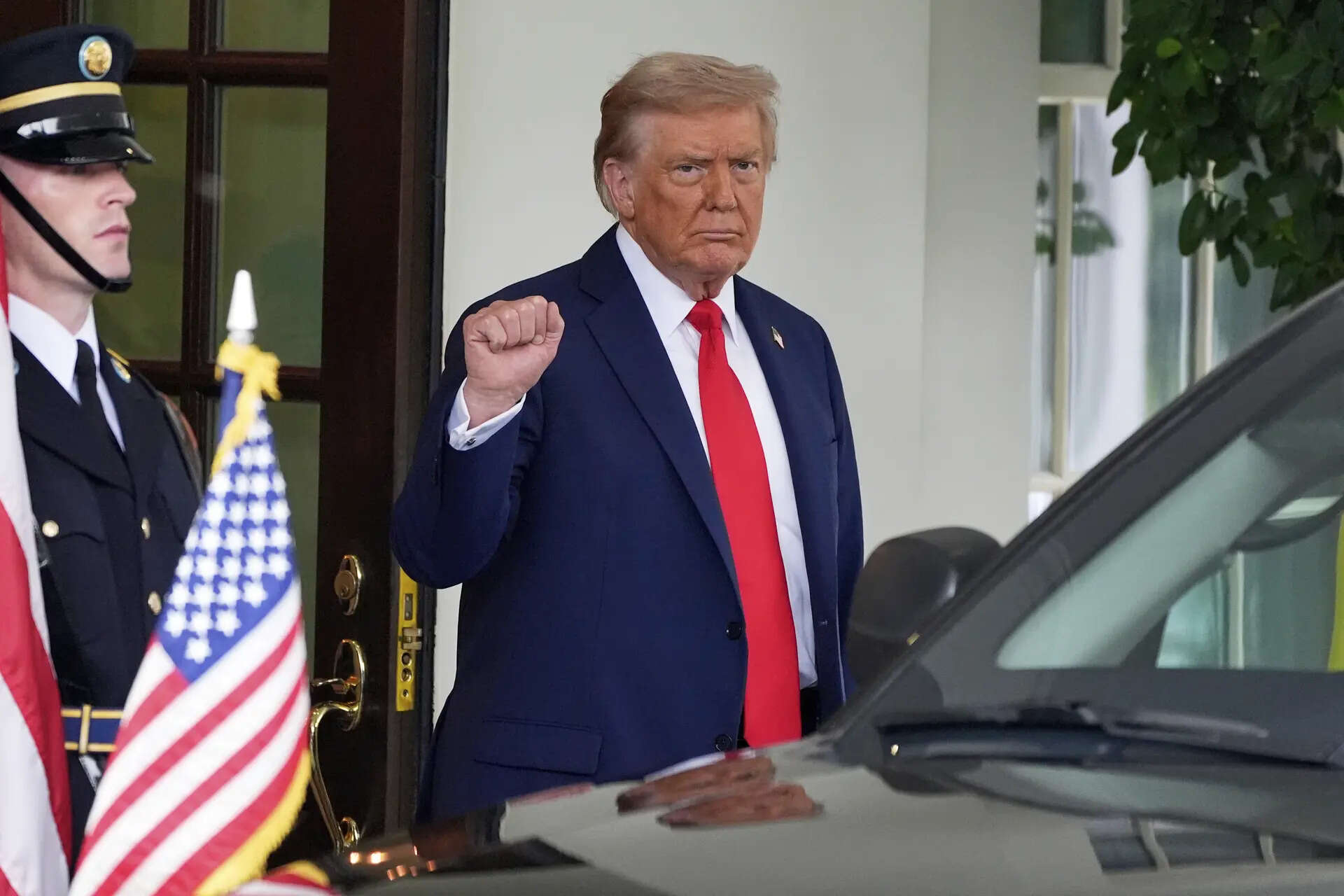 Trump vows to change how elections are run. The US Constitution doesn't ...