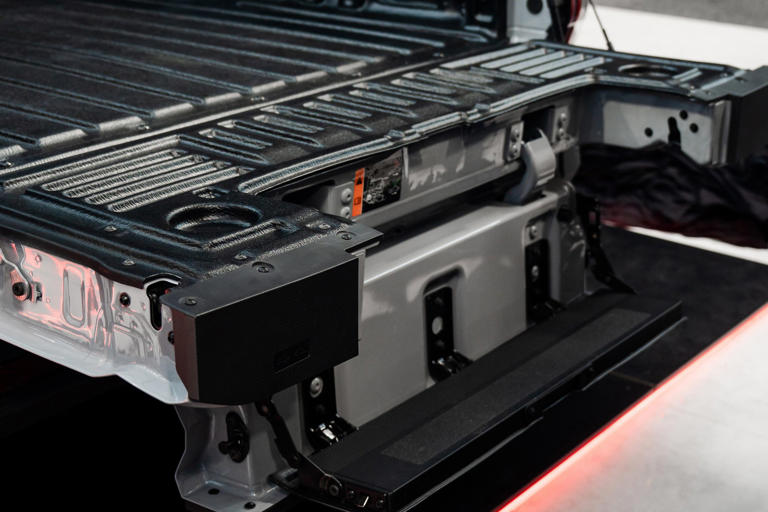 MG’s first ute to feature independent coil-spring rear suspension