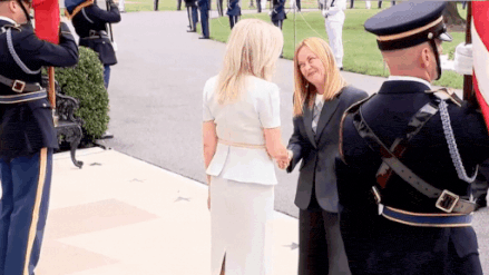 Italian PM Giorgia Meloni greets US officials with 'namaste'; netizens ...