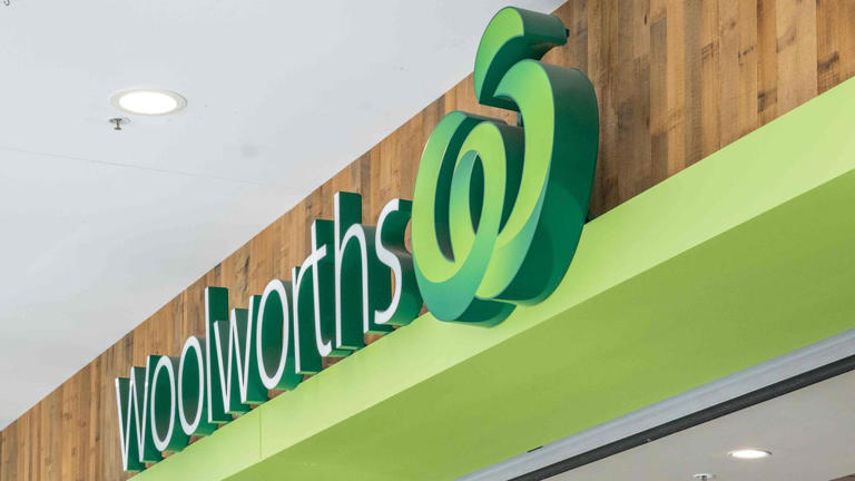 Woolies slashes prices of 100 products