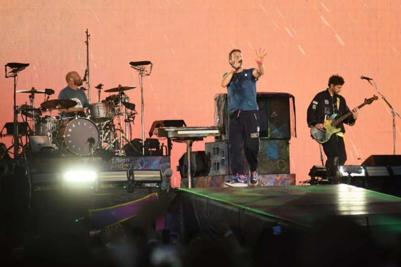 Watch Coldplay make the dreams of four fans come true in touching ...