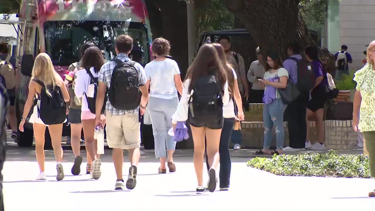 TCU and UT Arlington see historic student enrollment as fall semester ...