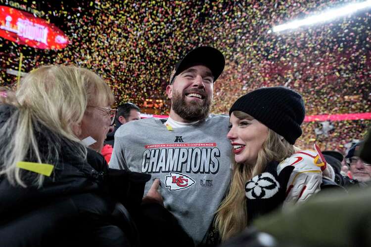 Taylor Swift and Travis Kelce to visit Monterey Bay Aquarium? Here's ...