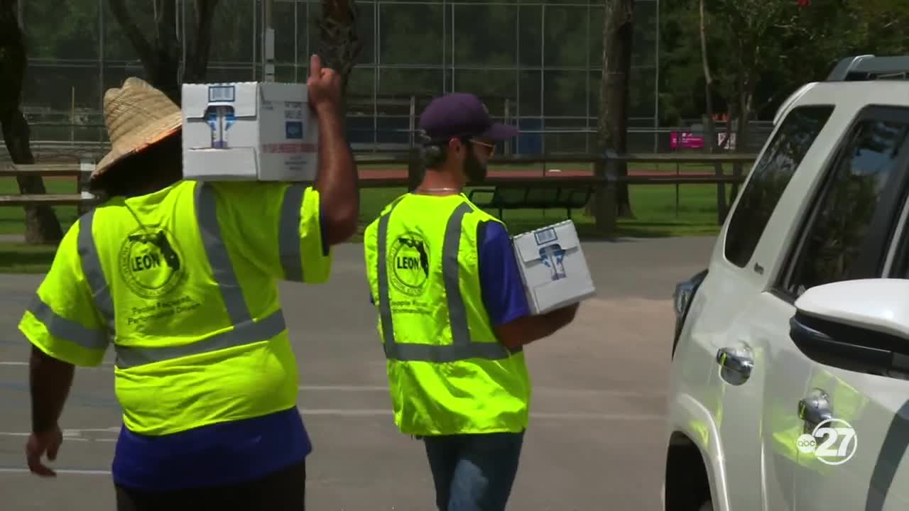 Woodville neighbors pick up emergency water as precautionary boil water ...